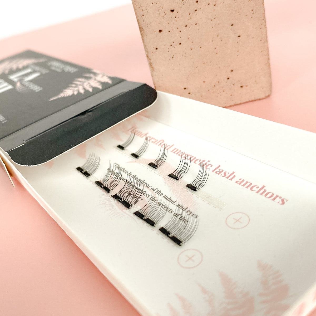 Magnetic Lash Anchors - Single & Double Magnet Mixed Box | QMBeautique
